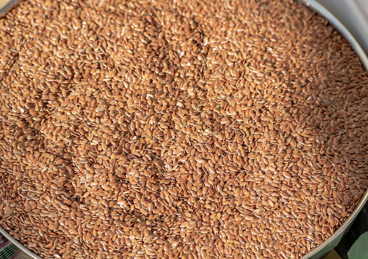 9 Health Benefit Of Flaxseeds: A Nutrient-Packed Superfood! - Home